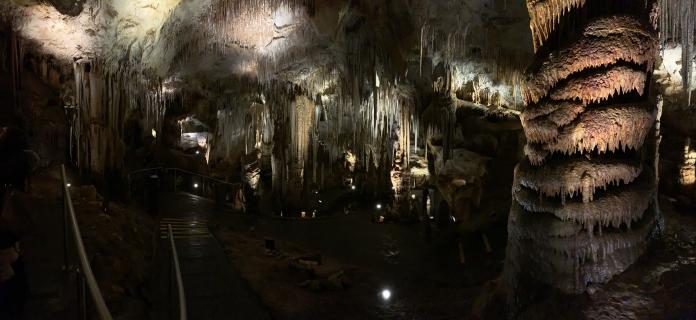 Tantanoola Caves recognition for impressive display | The South Eastern ...